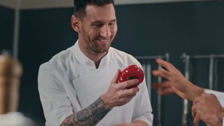Hard Rock Introduces the NEW Messi Chicken Sandwich – Jean Sainvil – In ...